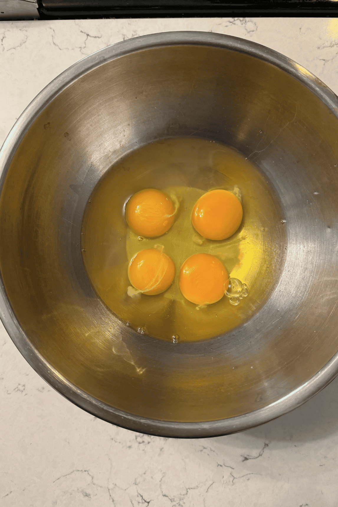 Easy, Fluffy Scrambled Eggs Without Milk (Dairy Free) - Pretty ...