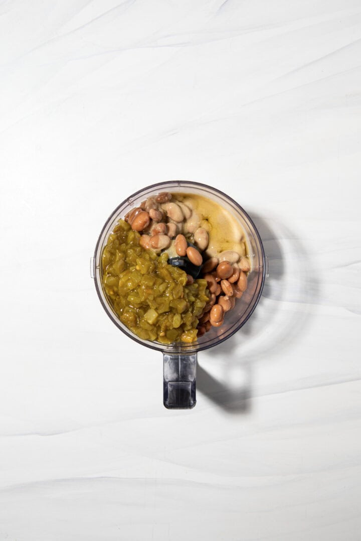 Creamy Pinto Bean Hummus Recipe with Green Chilies - Pretty Delicious Life