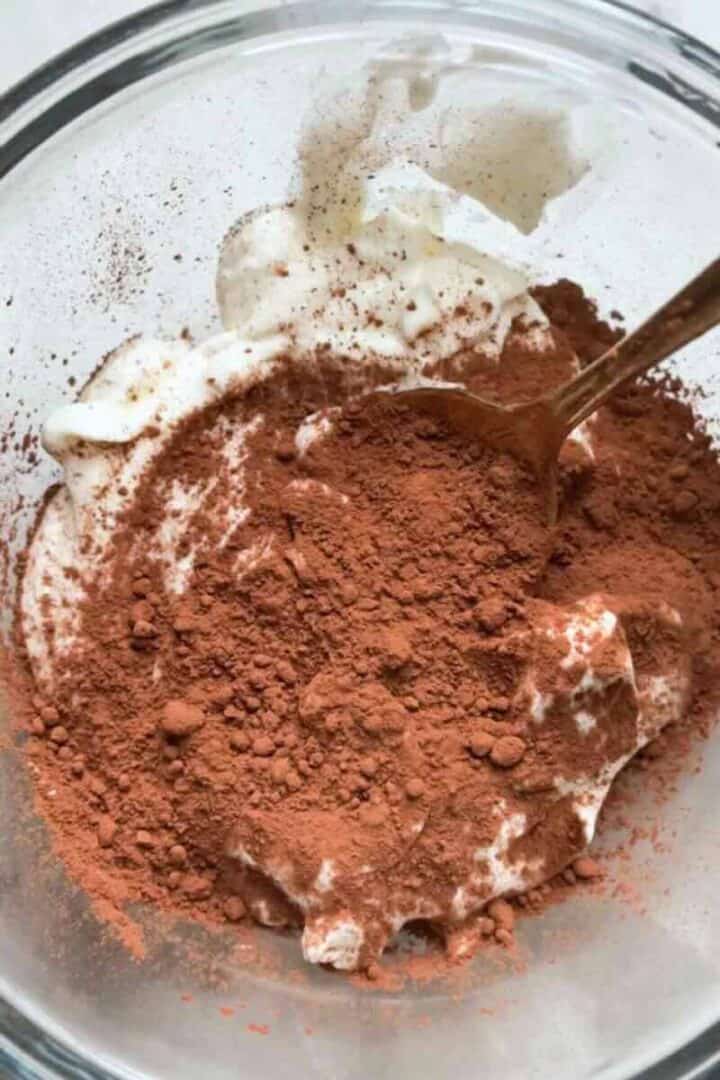 Protein Pudding Dirt Cups with Gummy Worms (GF) - Pretty Delicious Life