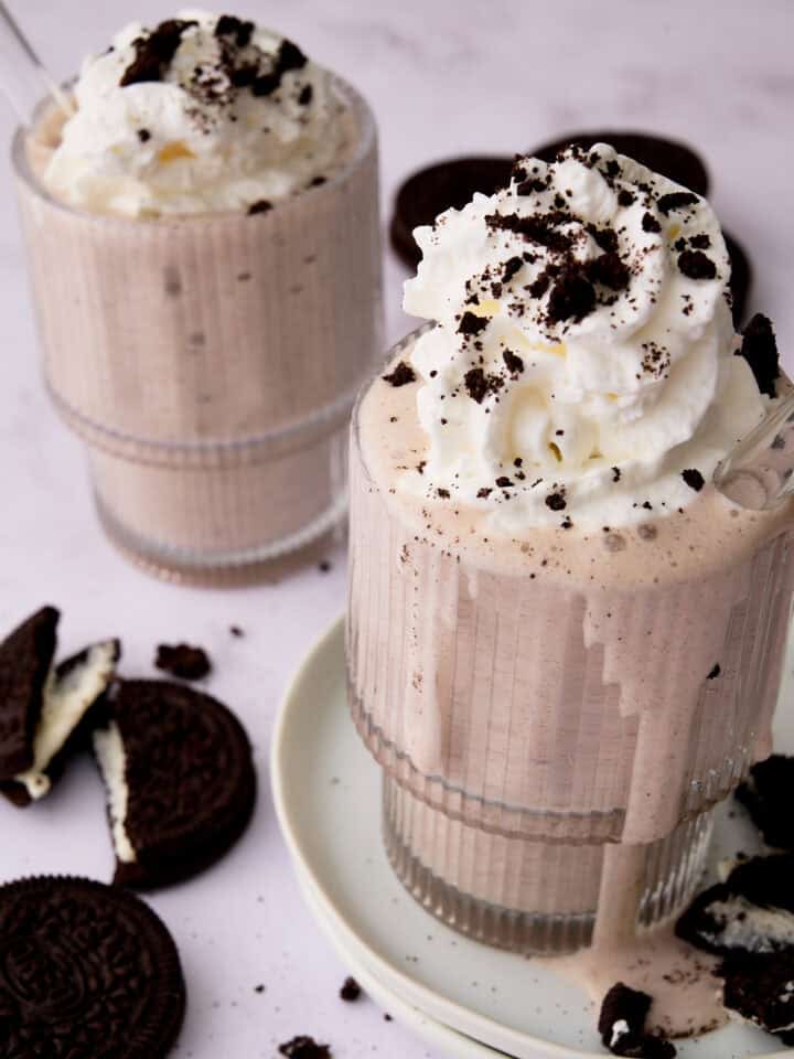 2 Ingredient Creamy Chocolate Protein Mousse - Pretty Delicious Life